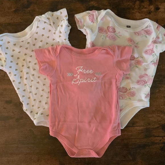 Hudson Baby | One Pieces | 525 Sale Hudson Baby Onesie Set 8m | Poshmark